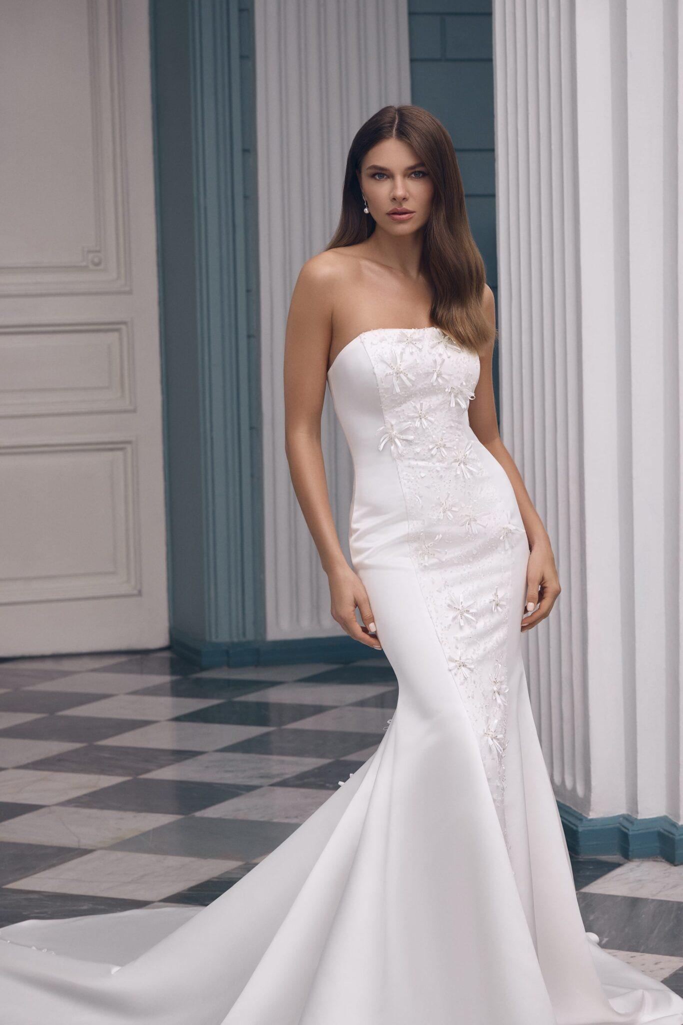 Galerie D'Amour Capsule Bridal Gowns Collection By Carfelli